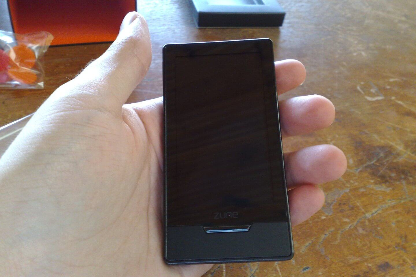 Zune HD: hardware icônico, software marcante, timing horrível ⁄ Manual ...